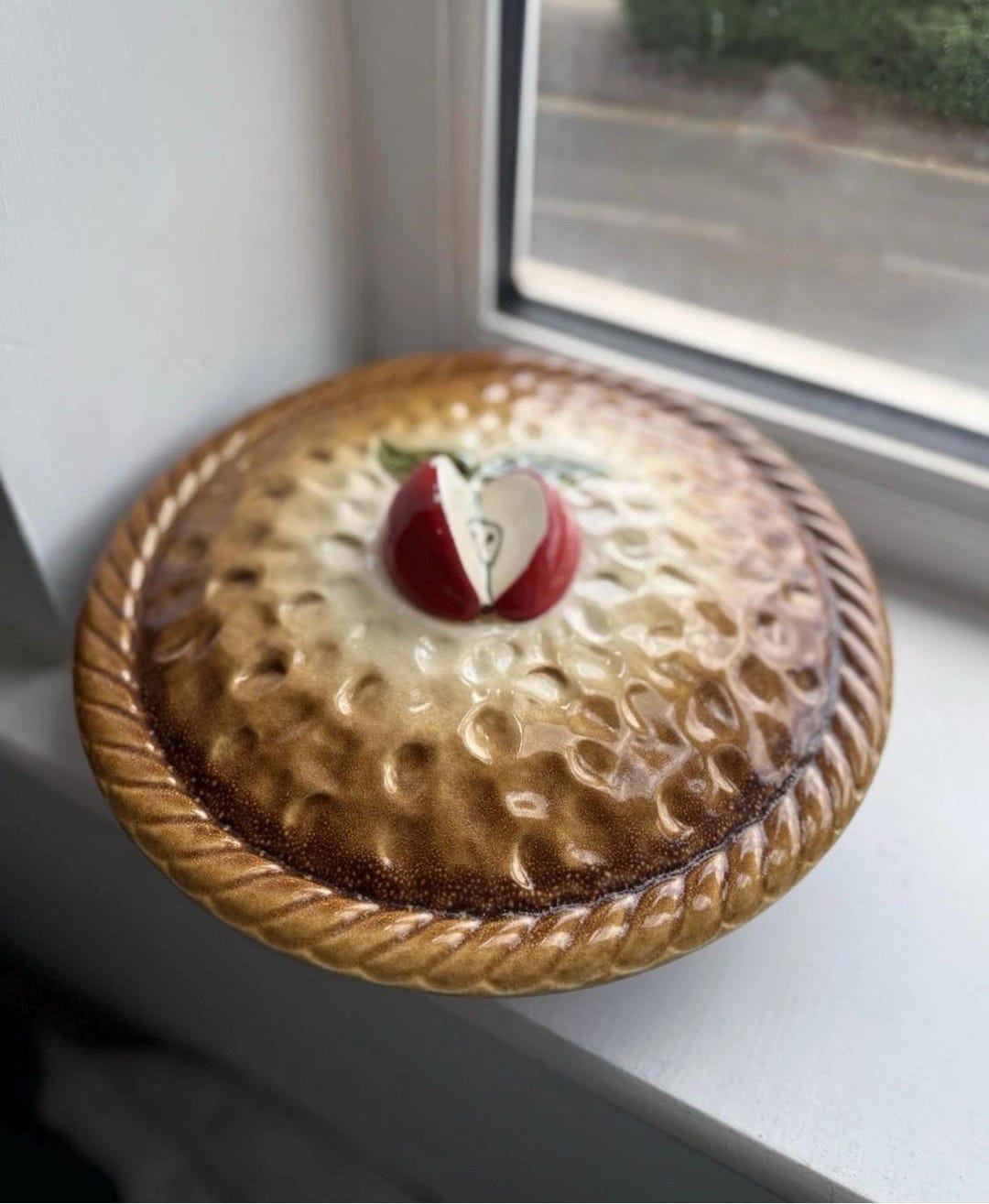 Vintage Ceramic Pie Dish W Lid Hand Painted - Novelty Bakeware Made in ...