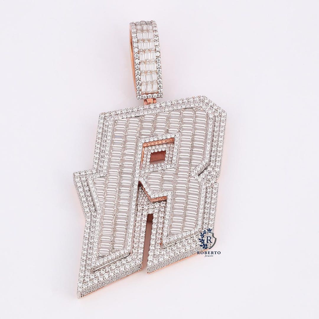 Custom Made R Letter Hip Hop Pendant, Round Diamond Two Tone Pendant ...