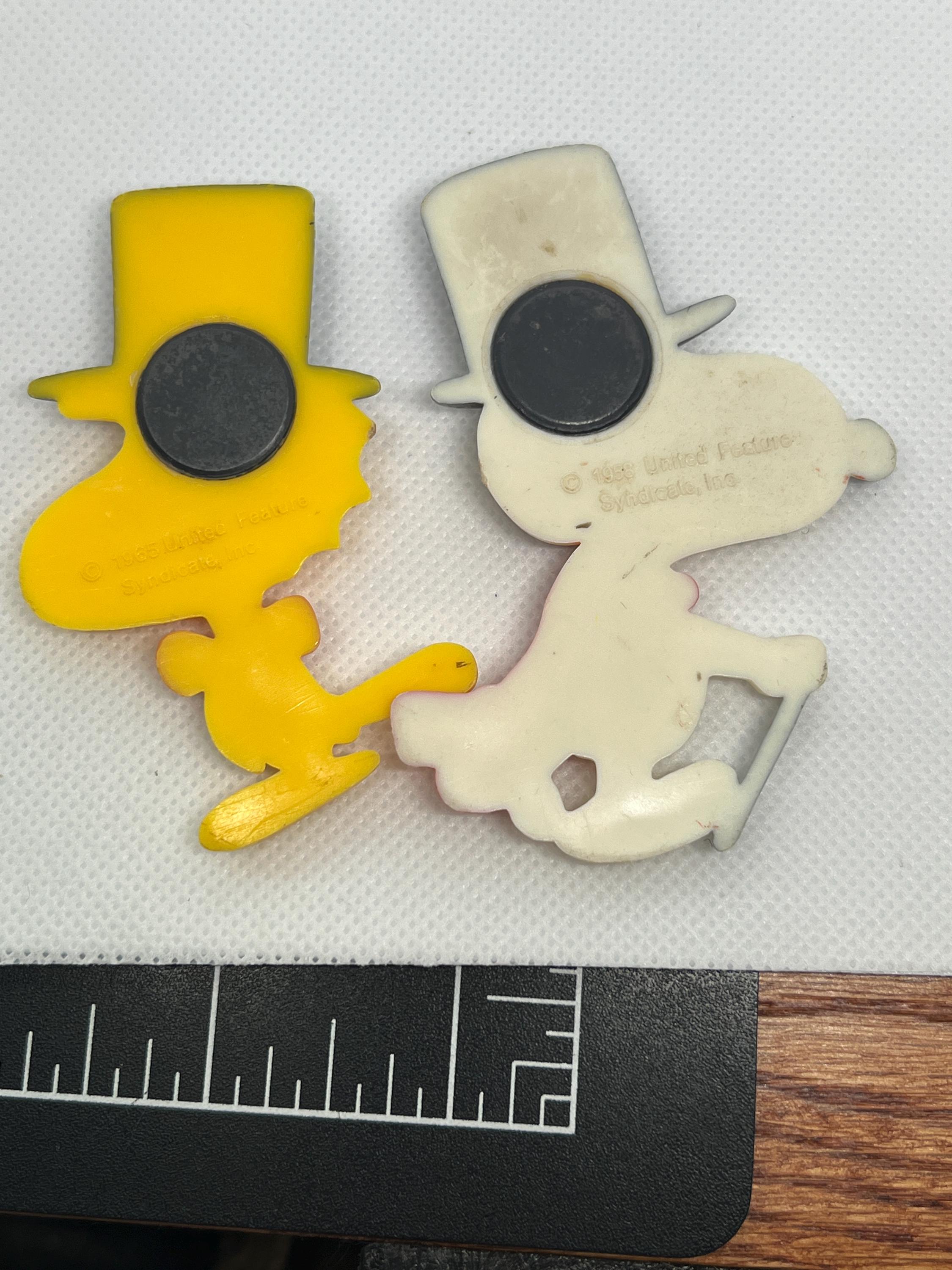 Vintage 1958 Peanuts Snoopy Woodstock Top Hats Plastic Refrigerator ...