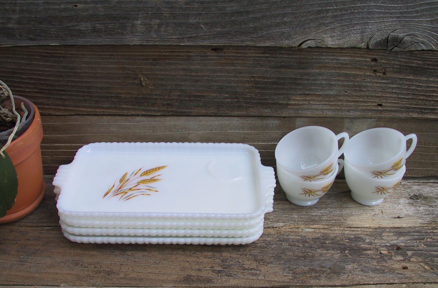 Beautiful Eight Piece Anchor Hocking Wheat Pattern Milk Glass | Etsy