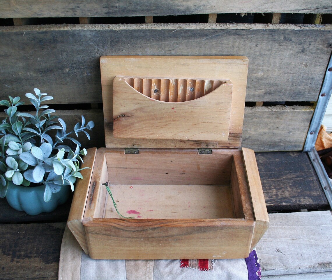Vintage Cigarette/tobacco Box - Etsy