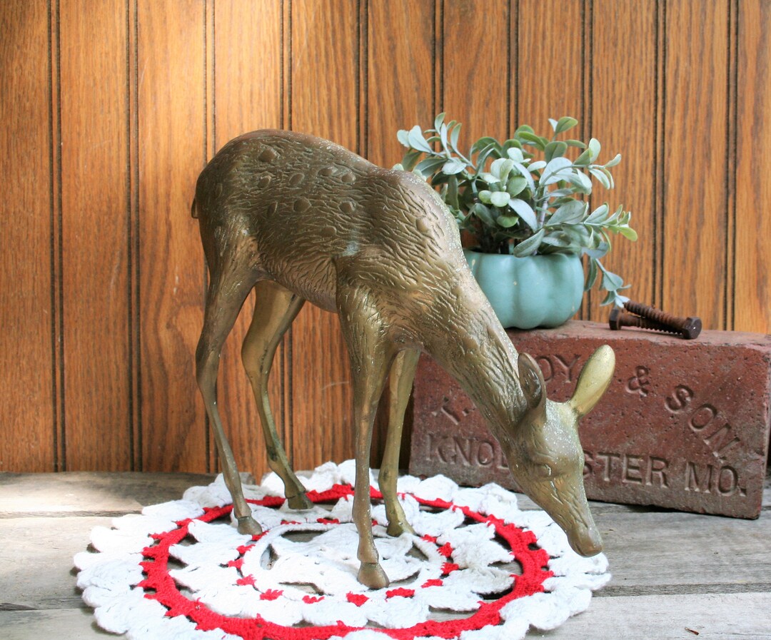 Large Vintage Brass Doe Deer / Tarnished - Etsy