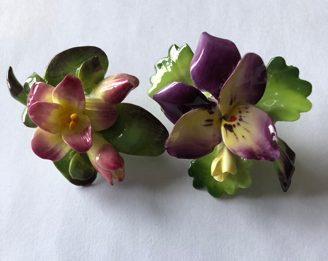 2 Vintage Cara Fine China Brooches. Staffordshire England, Flowers ...