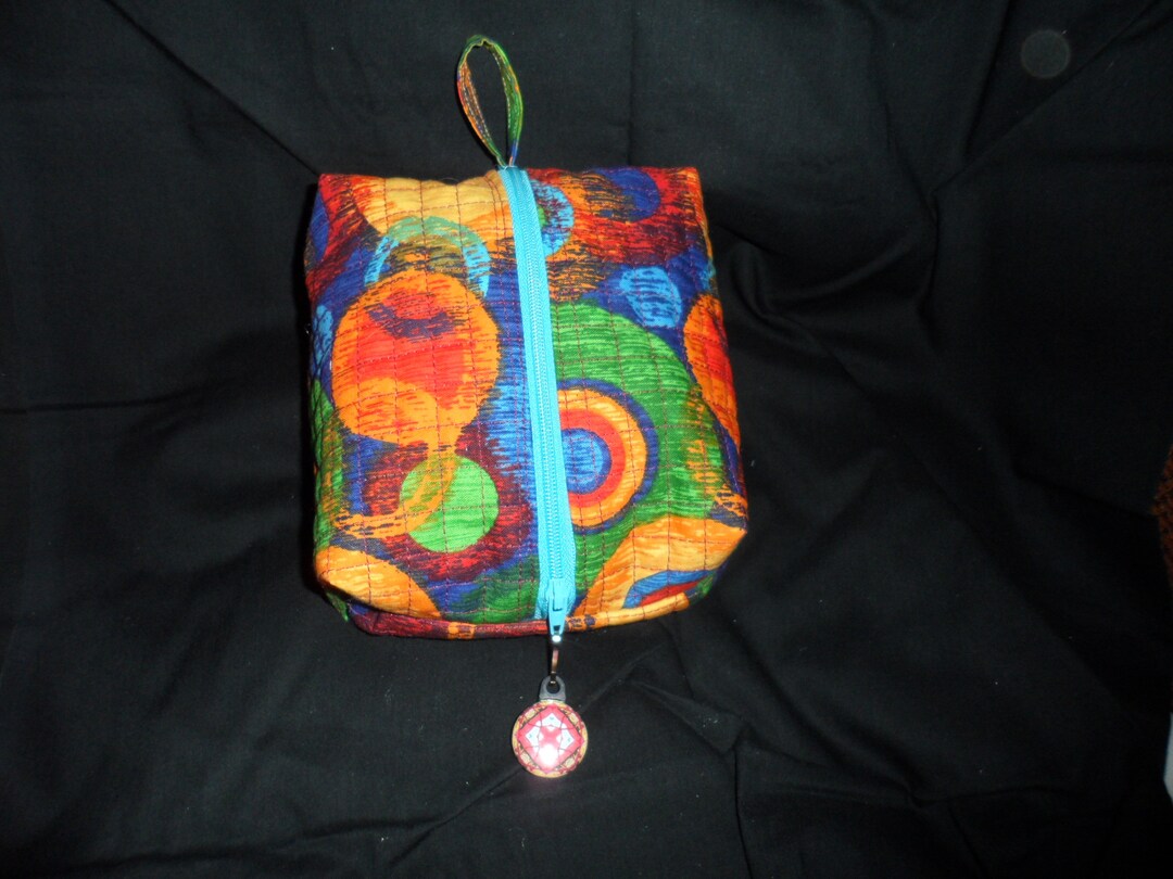 CUBE Zipper DOPP Kit/quilted Fabric Cube Pouch/vivid Crazy Moon Fabric ...