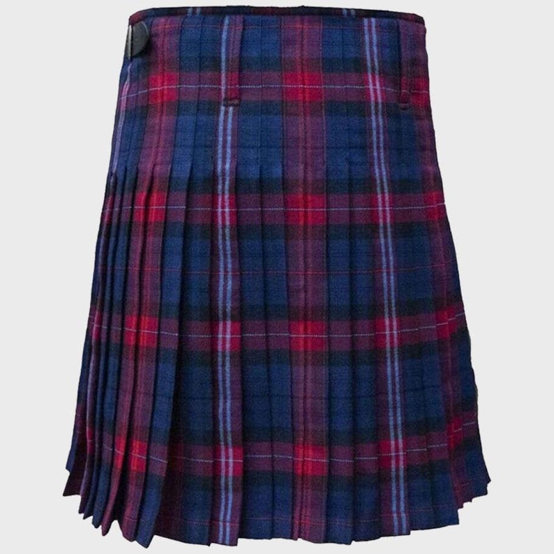 Scottish Handmade Welsh Tartan Kilt - Men's Traditional Handmade 8 Yard ...