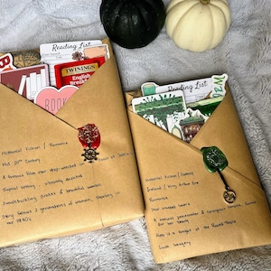 Blind Date With a Book - Mystery Book With Clues - Book Lover Gift ...