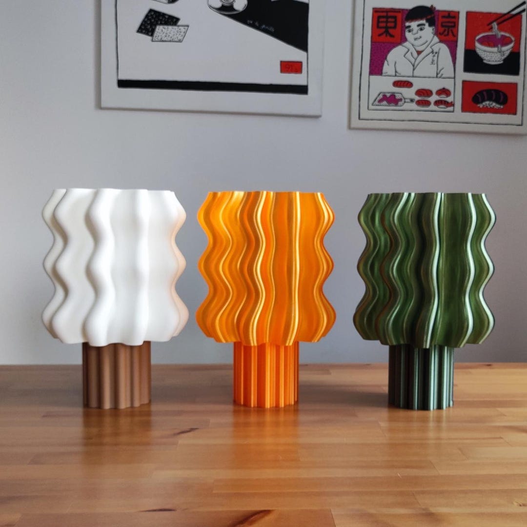 Modern Table Lamp, Cozy Reading Lamp, Unique Wavy Design, Customizable ...