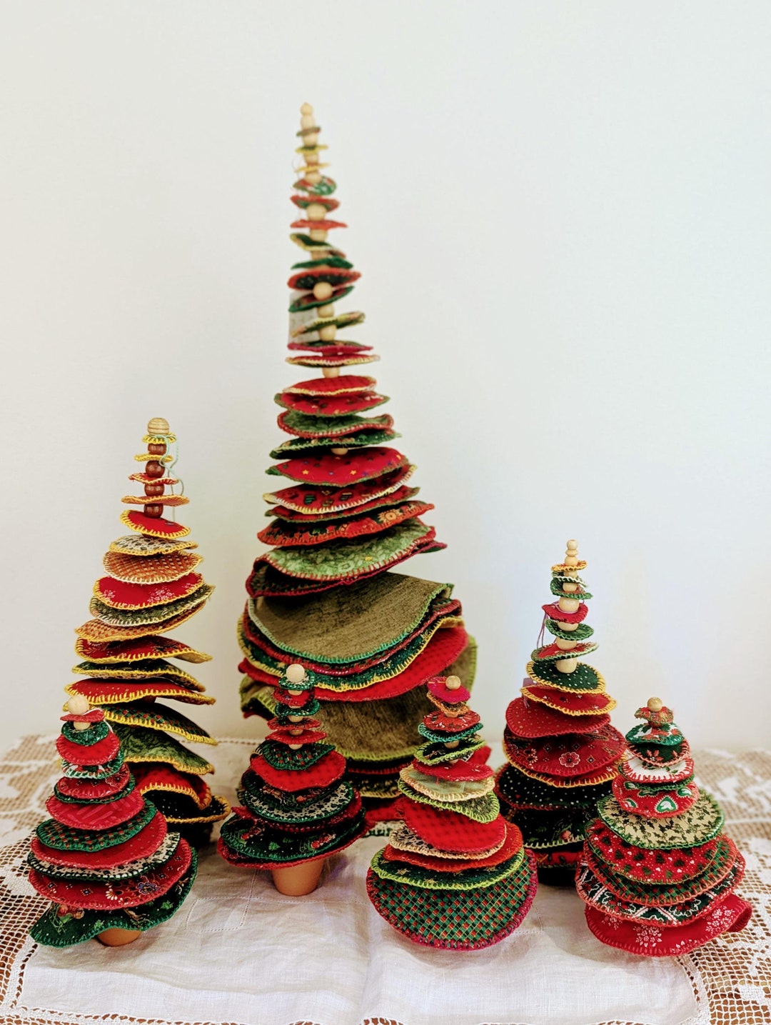 Handmade Fabric Holiday Tree (freestanding, Red/green) - Etsy