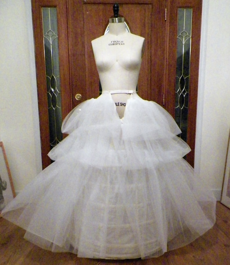 Bell Shaped Victorian Bustle Cage Crinoline With Crinoline Tul - Etsy