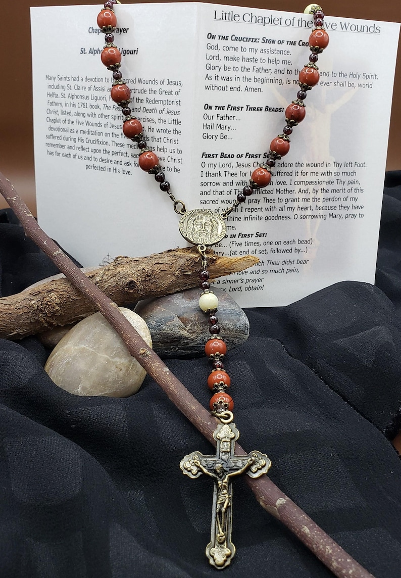 Chaplet of the Five Holy Wounds of Christ - Etsy