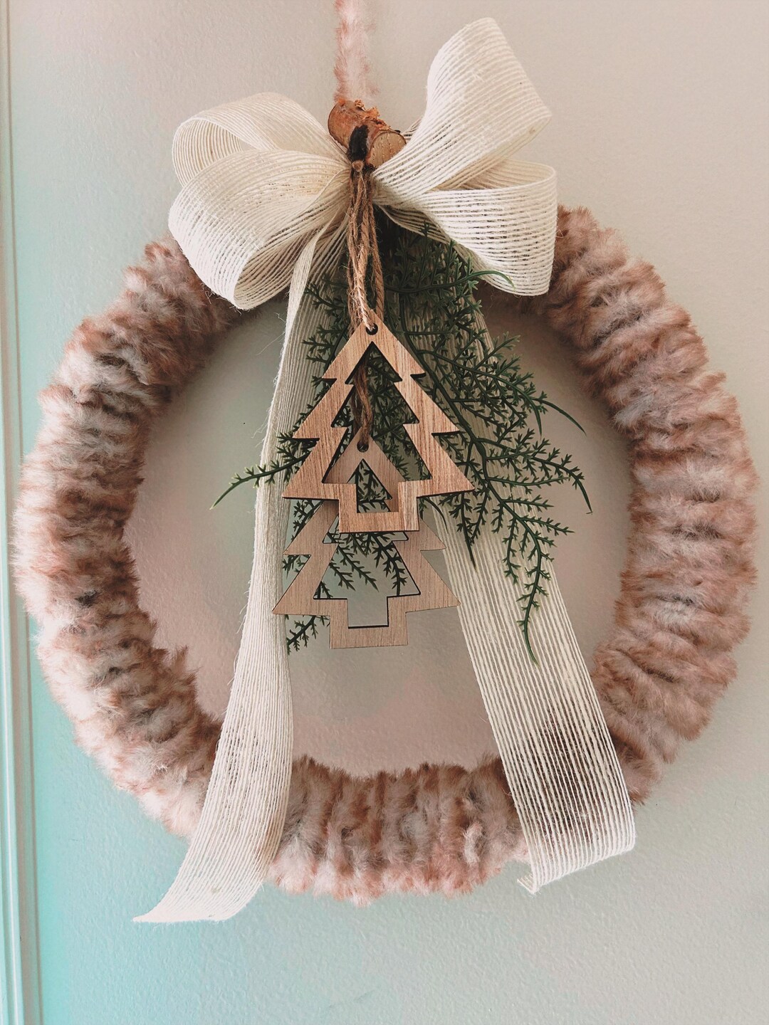 Cozy Faux Fur Wreath - Etsy