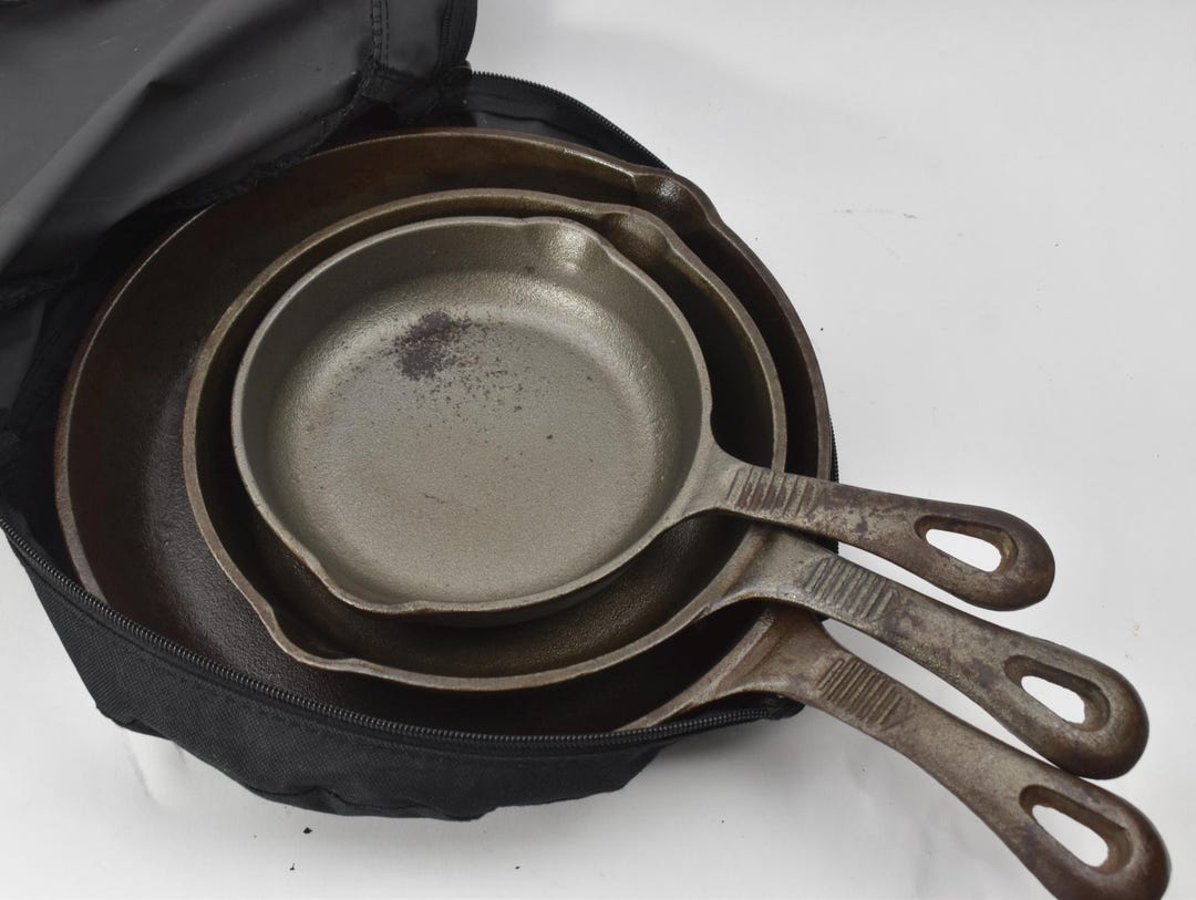 Vintage Set of 3 Benjamin & Medwin Cast Iron Double Spout Skillet 10.5 ...