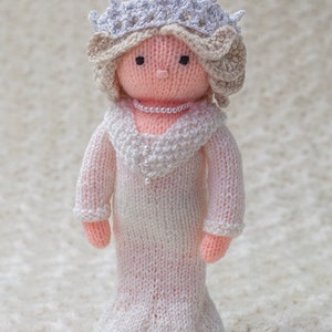 Doll Princess, Queen KNITTING Pattern Intermediate to Advanced - Etsy