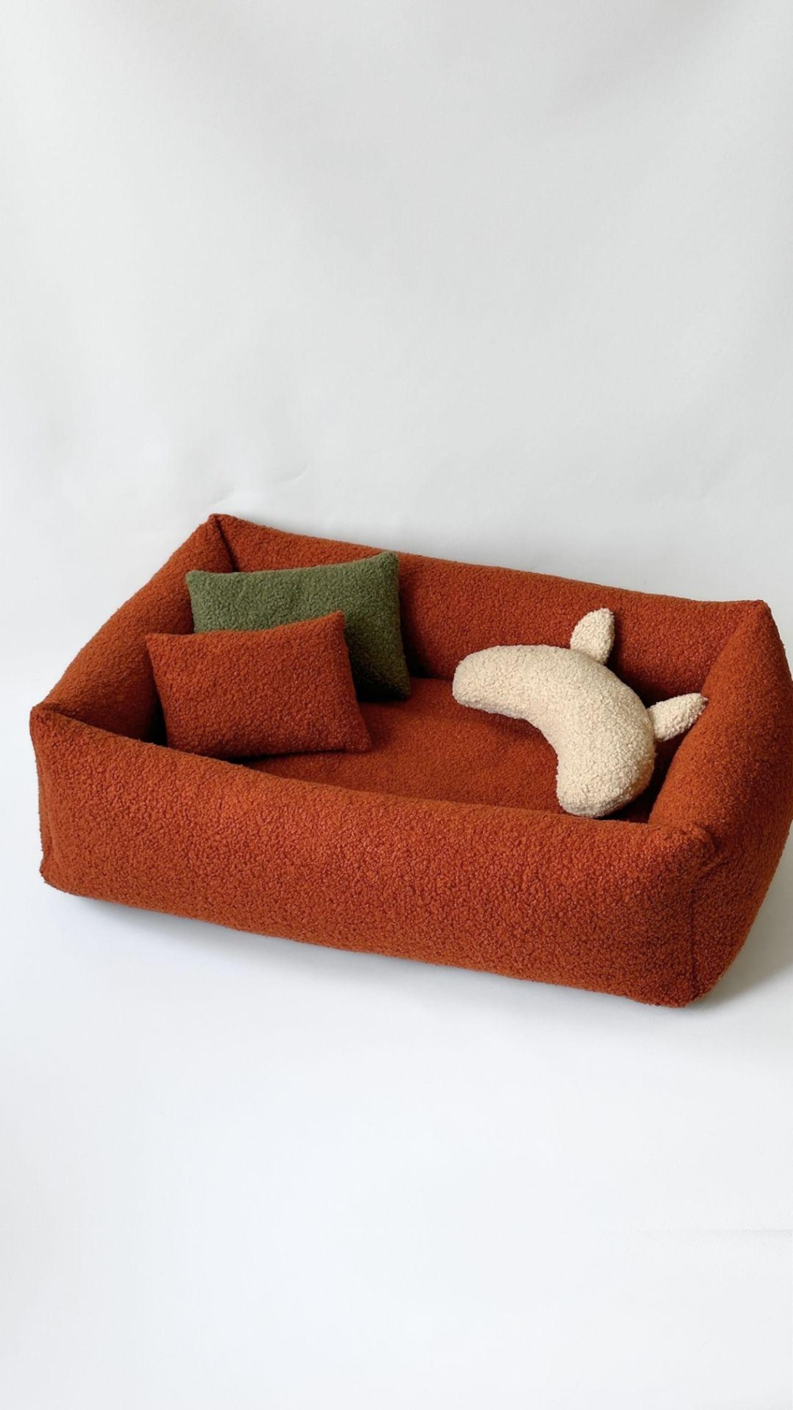 Luxurious Terracotta Boucle Dog Bed, Perfect Gift for Pet Lovers, Soft ...
