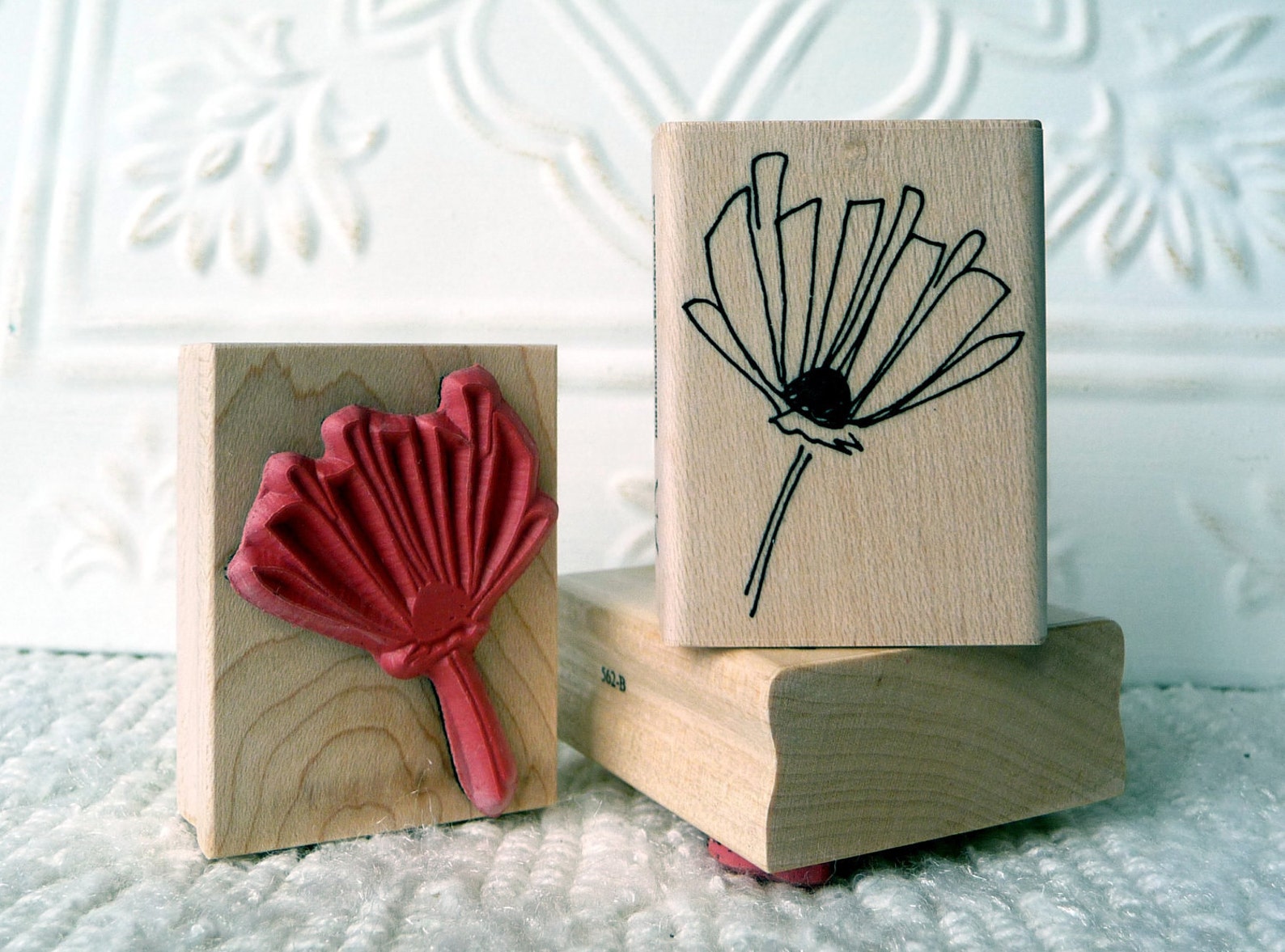 Daisy rubber stamp from oldislandstamps | Etsy