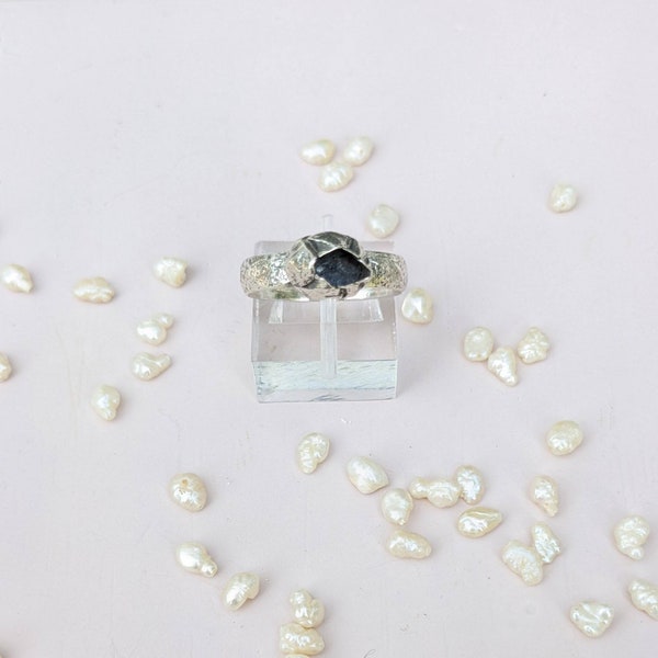 Barnacle Ring - Etsy