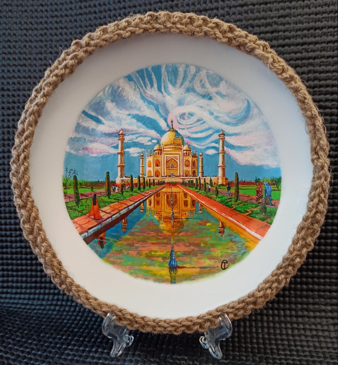 Hand-painted Taj Mahal Plate With Knitted Frame: Miniature Acrylic ...