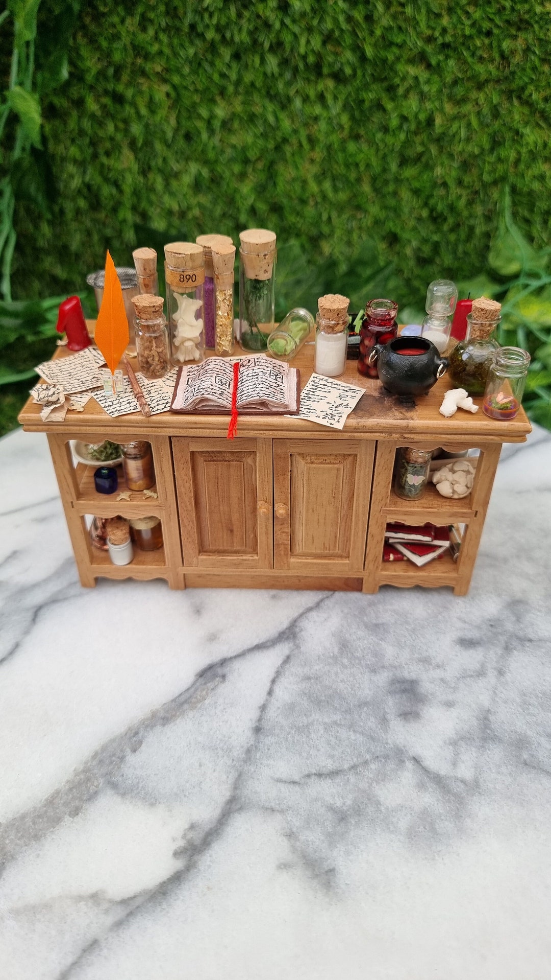 Miniature Potions Bench 1:12 Scale Dollhouse Miniature Cauldron and Apothecary Jars on Double ...