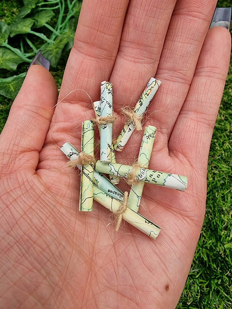 Miniature Vintage Maps Dolls House Map Rolls 1:12 Scale - Etsy