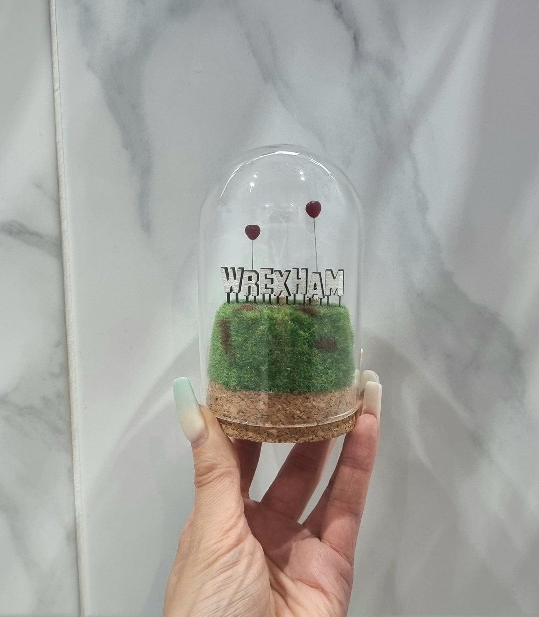 LOVE Wrexham Glass Dome Diorama Hollywood Style Wrexham Sign Diorama ...