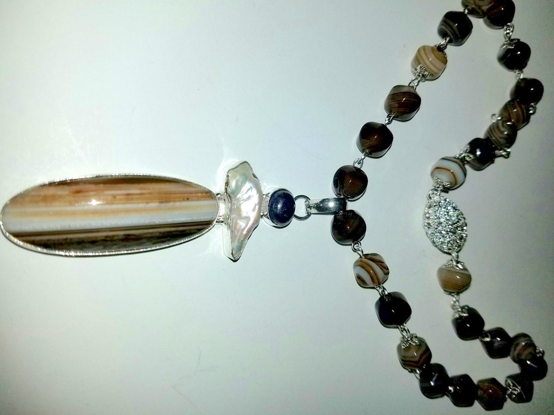 Brown Banded Agate Necklace and Pendant - Etsy