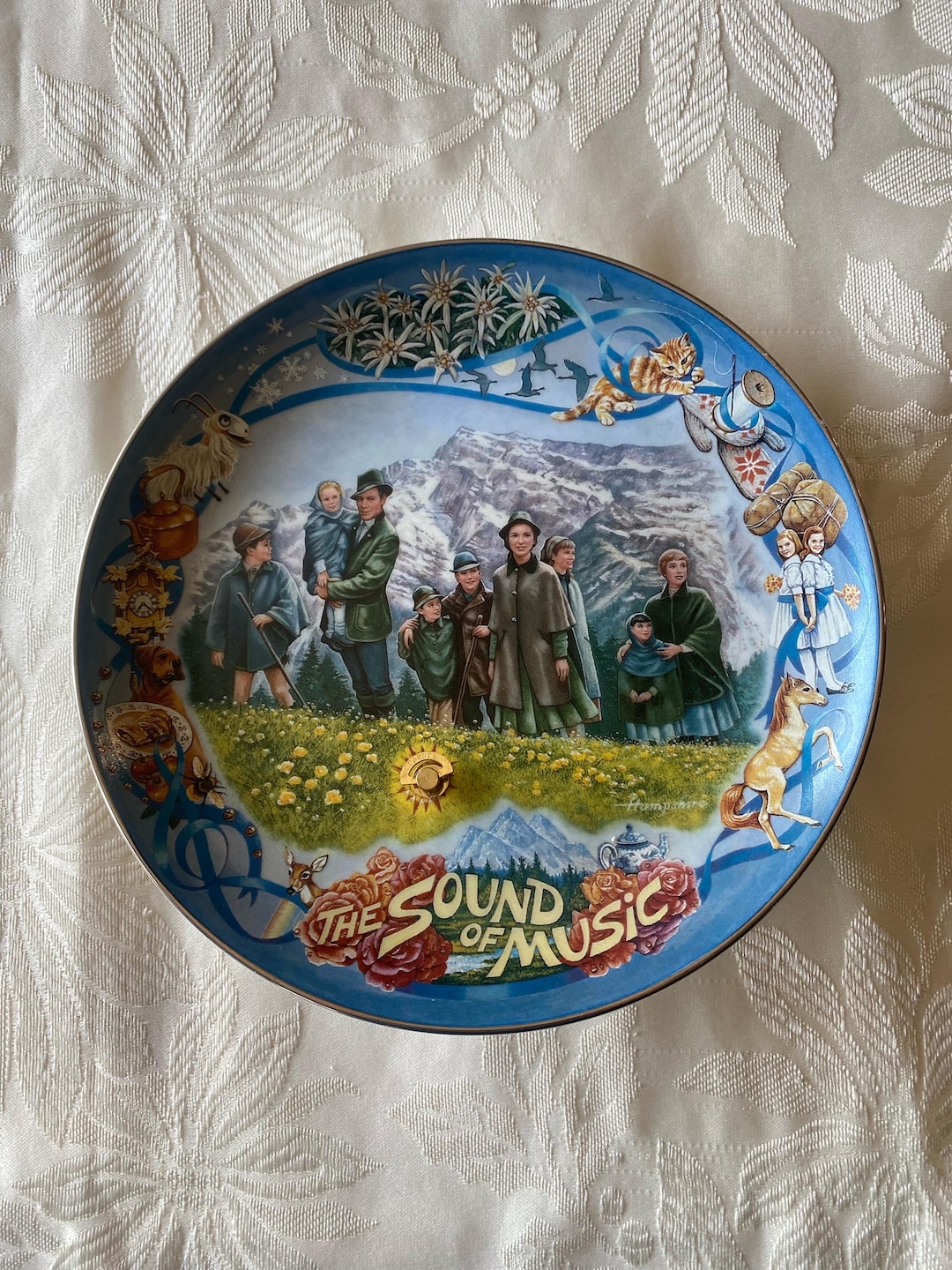 Alpine Refuge Plate Classic Melodies From the Sound of Music 4 Michael ...