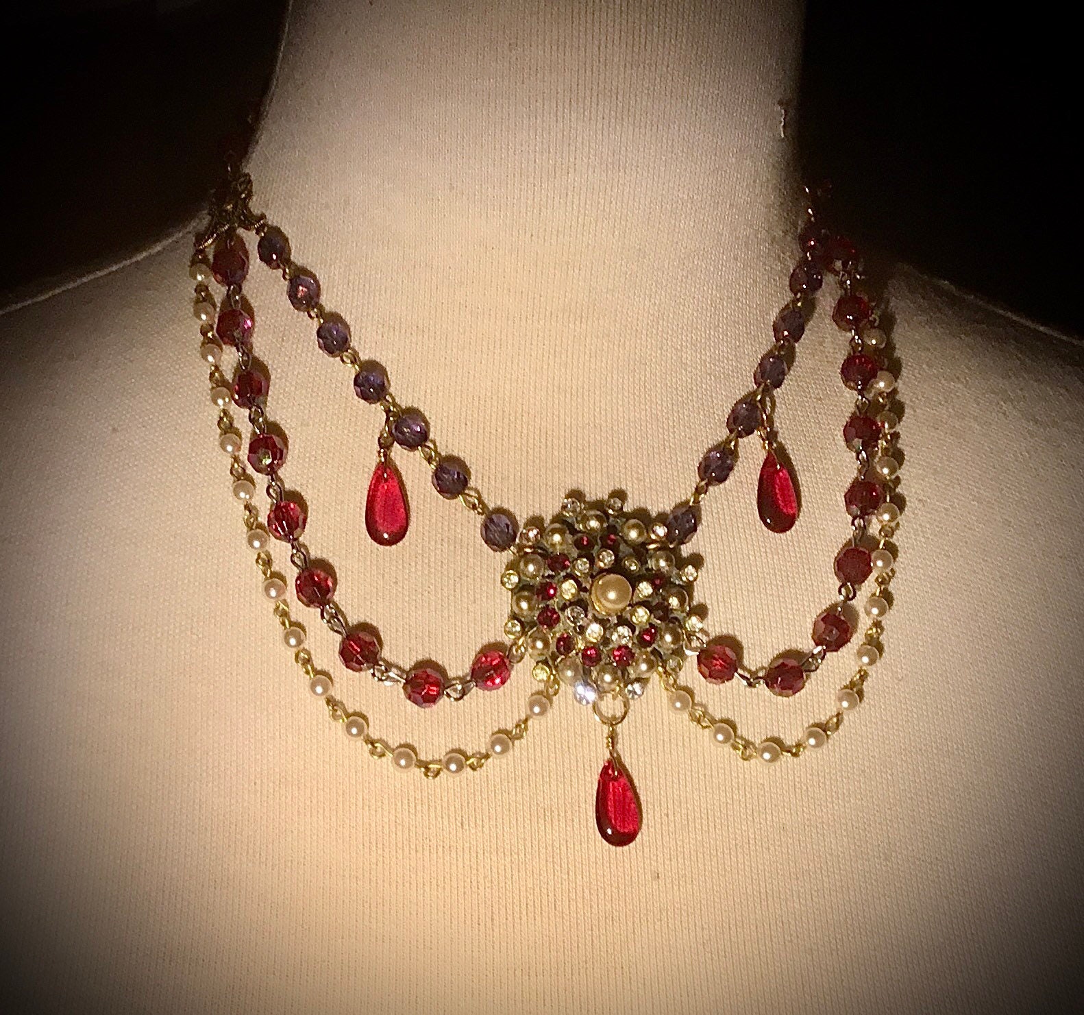 Renaissance Glow Regal Princess Necklace - Etsy