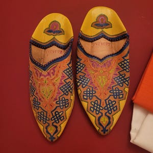 Berber Babouches ,leather Babouches , Handcrafted, Woman's Babouche ...