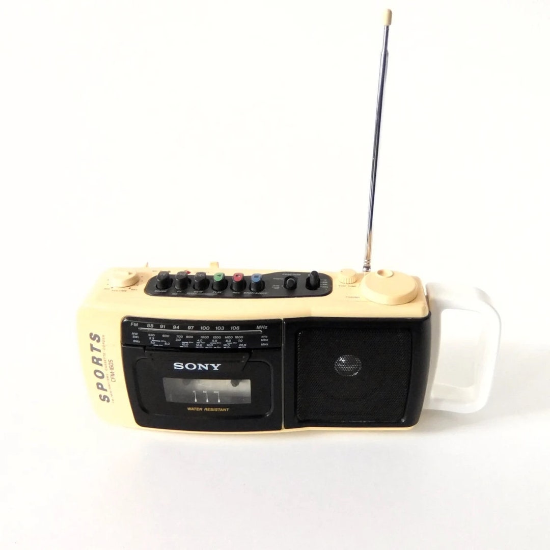 Sony CFM-160 Sports Water Resistant Cassette Player Boombox Radio ...