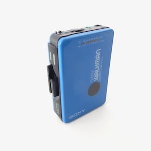 Vintage Blue Sony WM-BF22 Walkman FM/AM Radio Cassette Player. Portable ...
