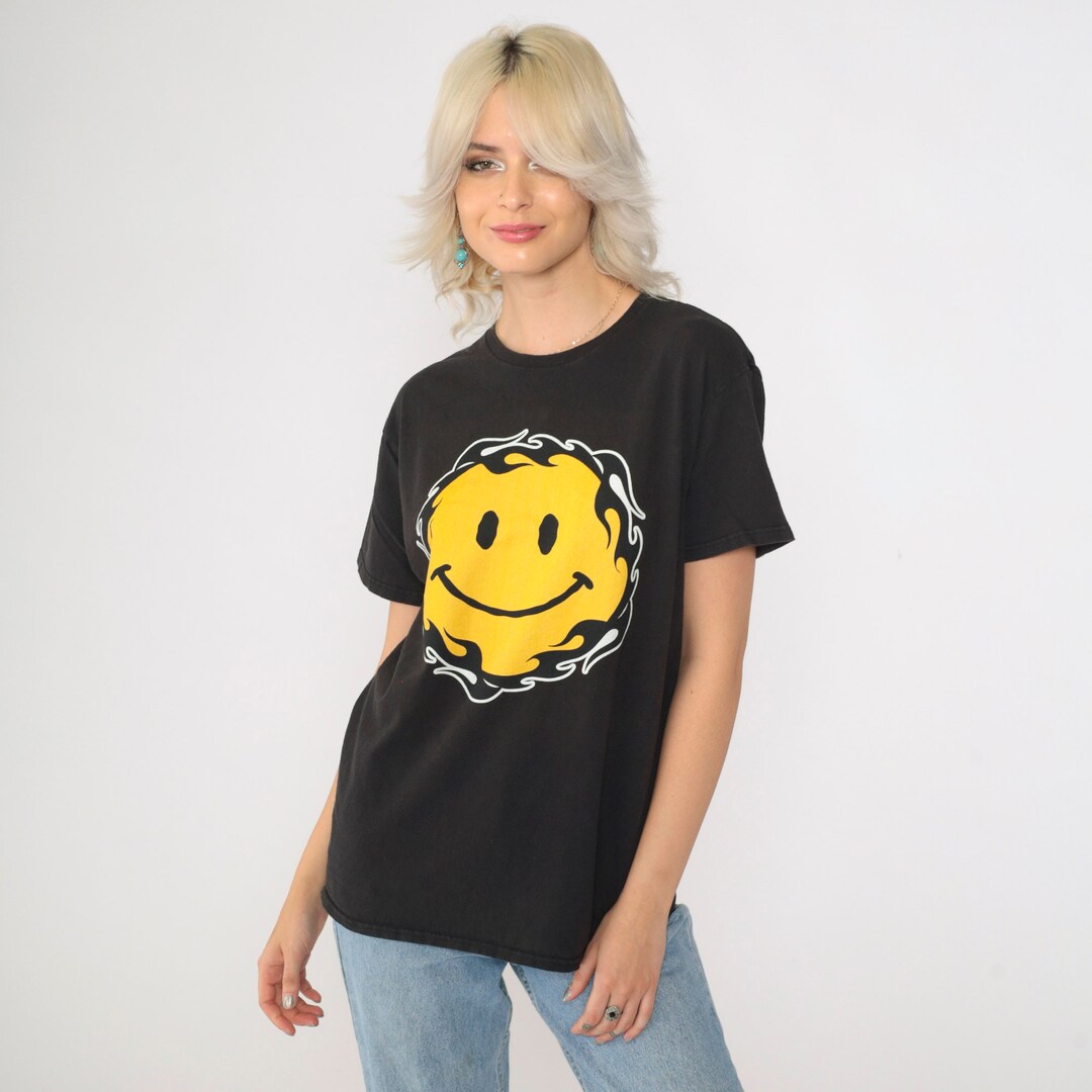 00s Smiley Face Flame T-shirt Vintage Black Graphic Tee 2000s Happy ...