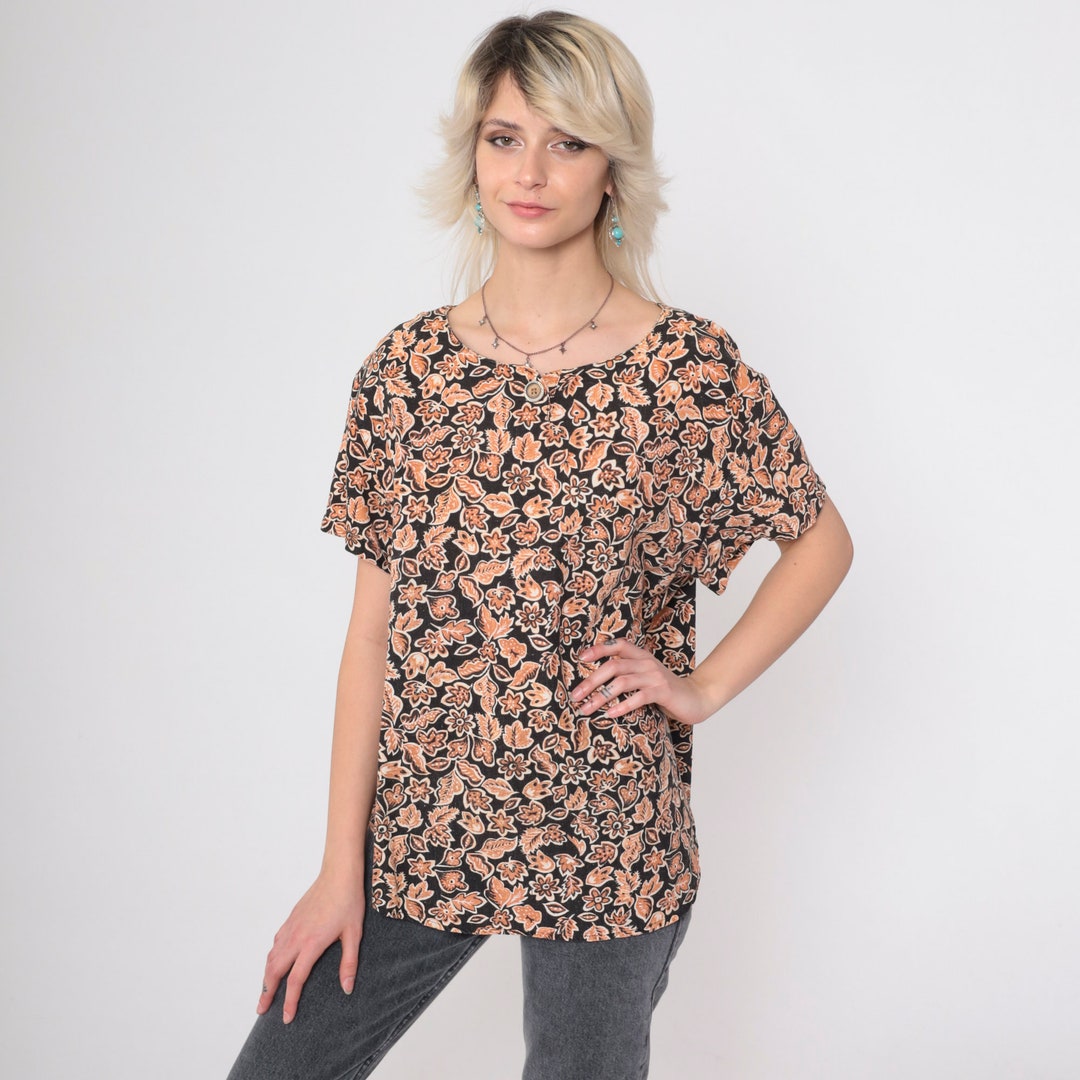 Floral Henley Shirt 90s Black Orange Flower Print T-shirt Short Sleeve ...