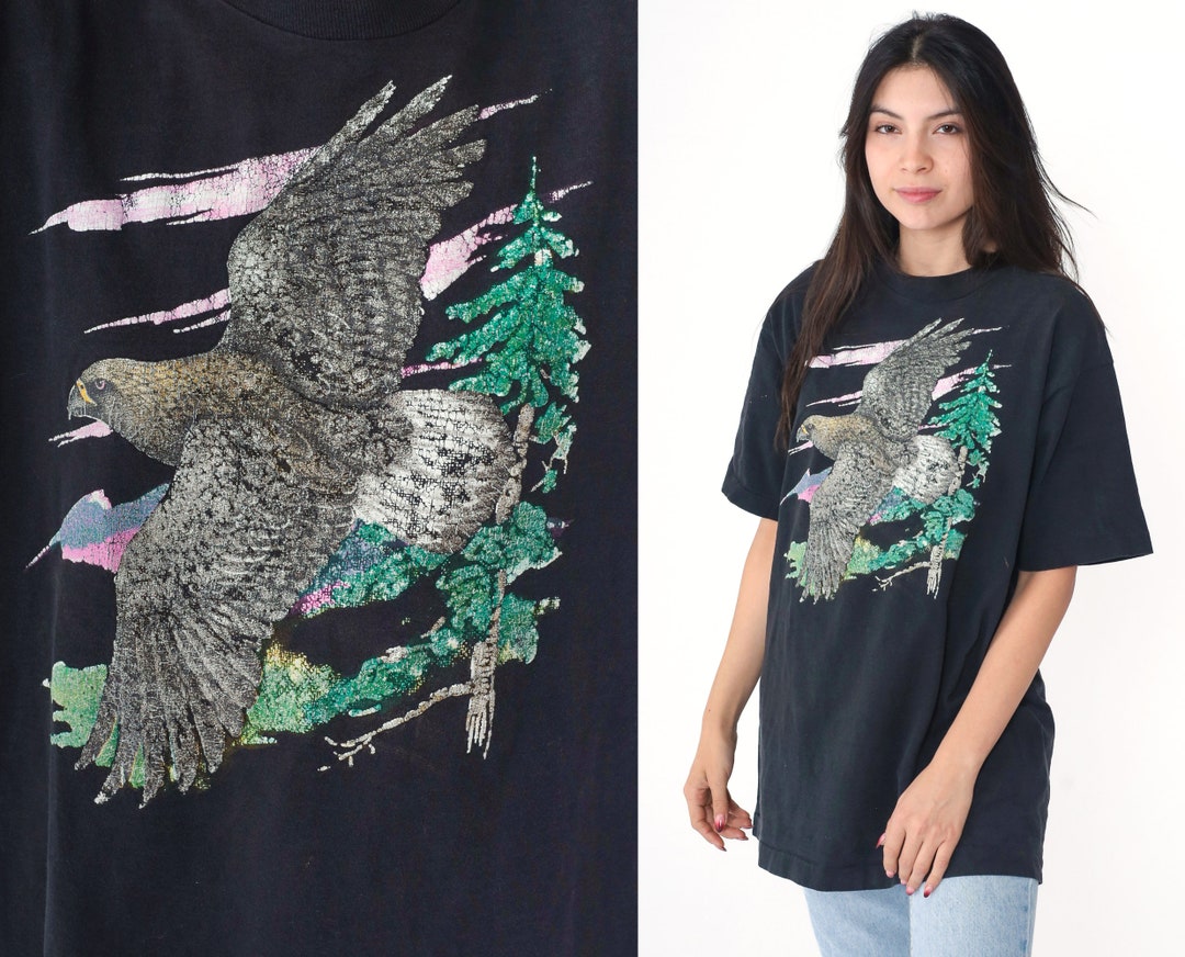 90s Hawk Tshirt 90s Bird Shirt Bird of Prey Vintage Retro T Shirt Black ...
