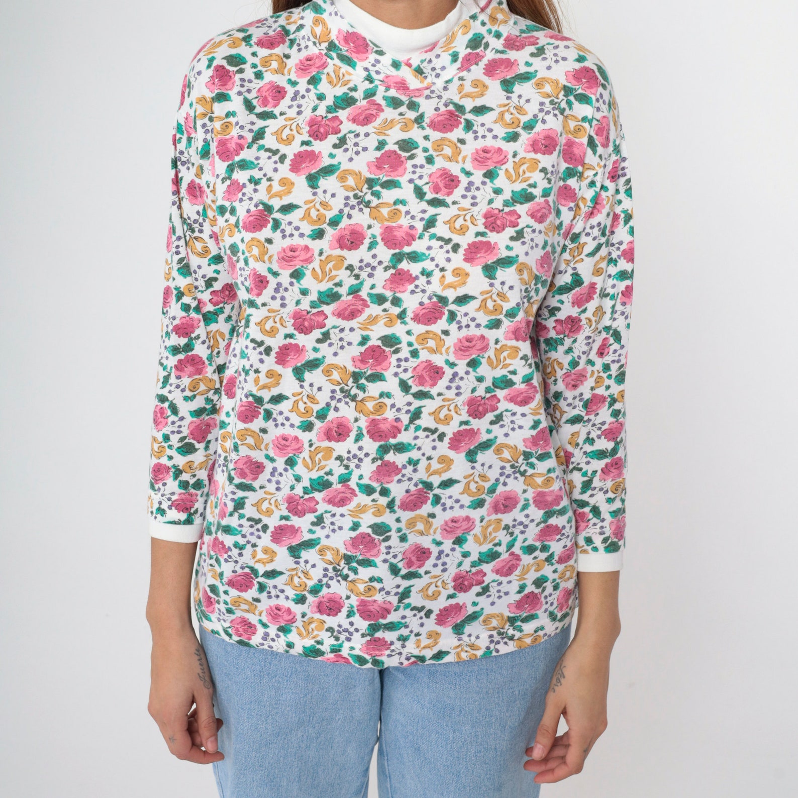90s Floral Mock Neck Shirt White Rococo Pink Rose Print T-shirt Long ...