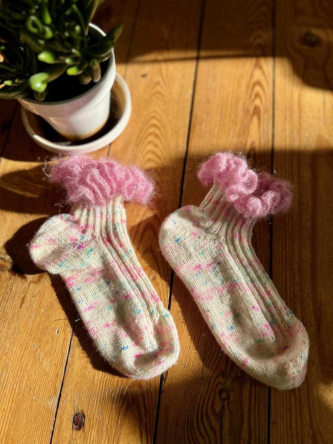 Jellyfish Socks: Toe up Sock With German Short Row Heel and Mohair ...