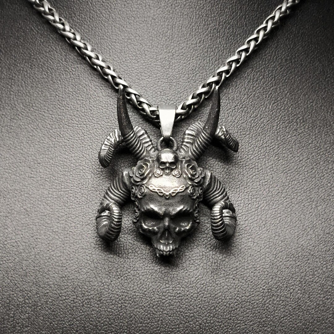 Warden of Shadows – Decorative Tribal Skull Pendant Chain Necklace ...