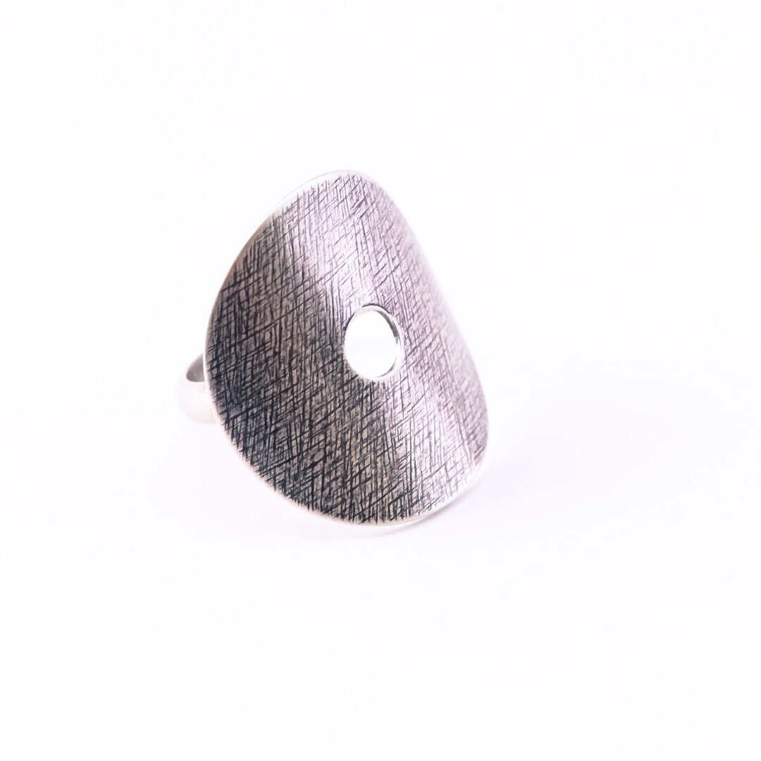 Modern Silver Ring Handmade With a Round Textured Silver - Etsy Canada