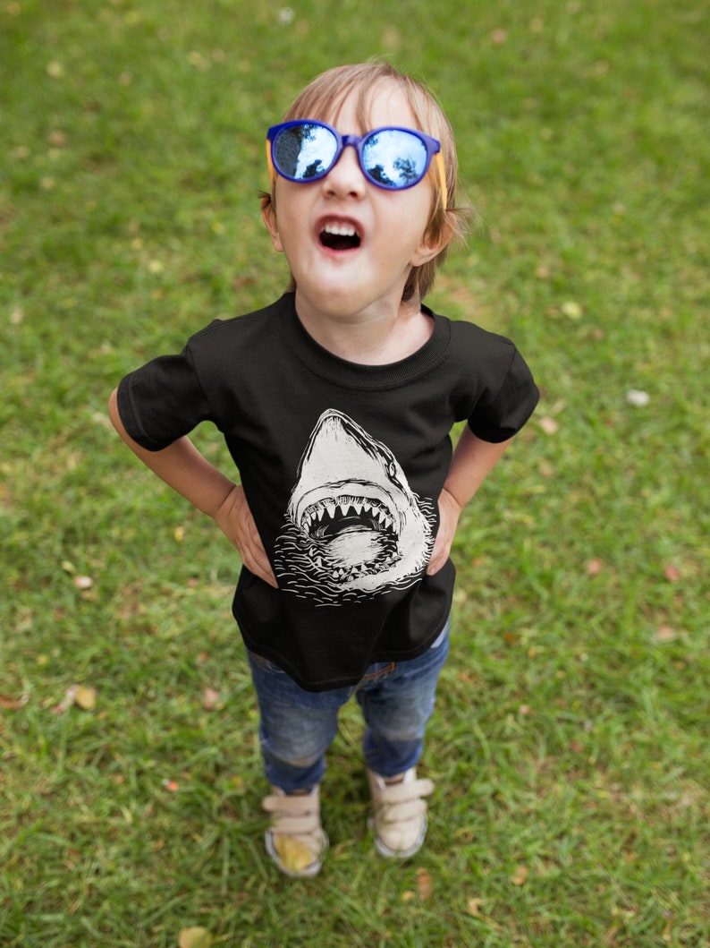 Great White Shark Tee Shirt Boys Shark Shirt Screen Printed - Etsy
