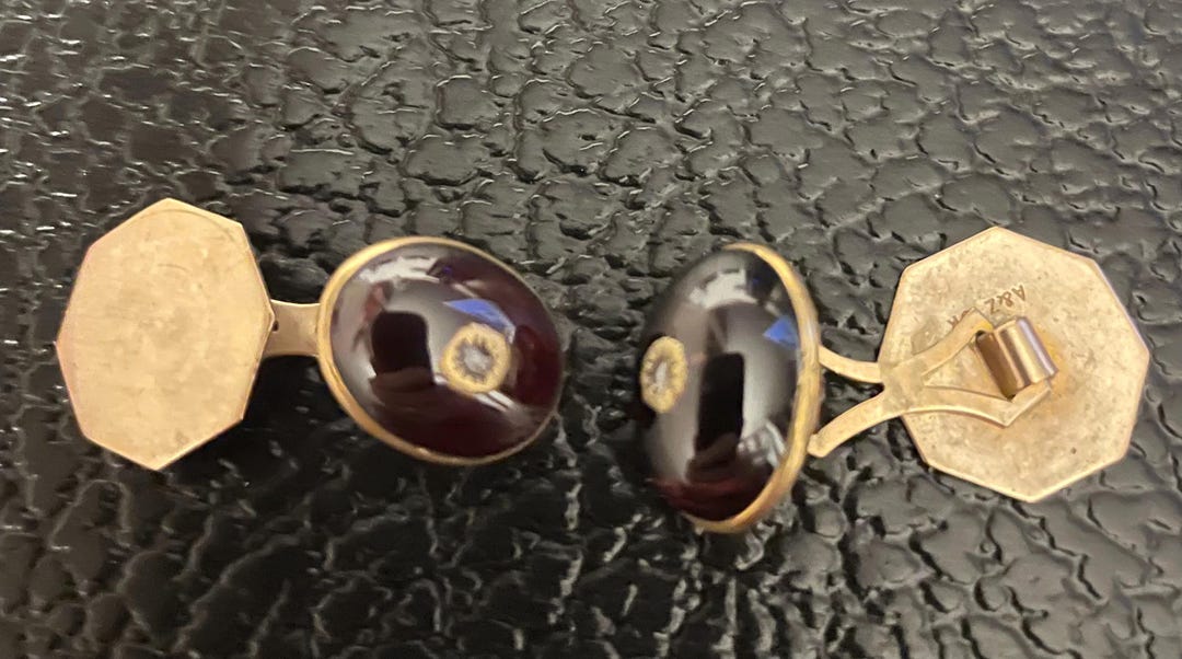 Classy Oval Garnet in 10k Gold. Connects to Blank Gold Disc no Monogram ...