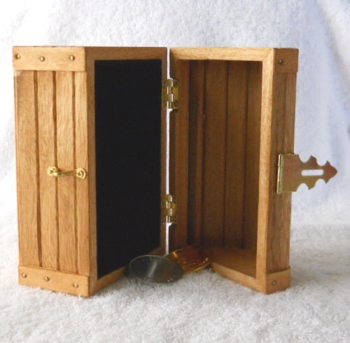 Wooden Treasure Chest Medium - Etsy