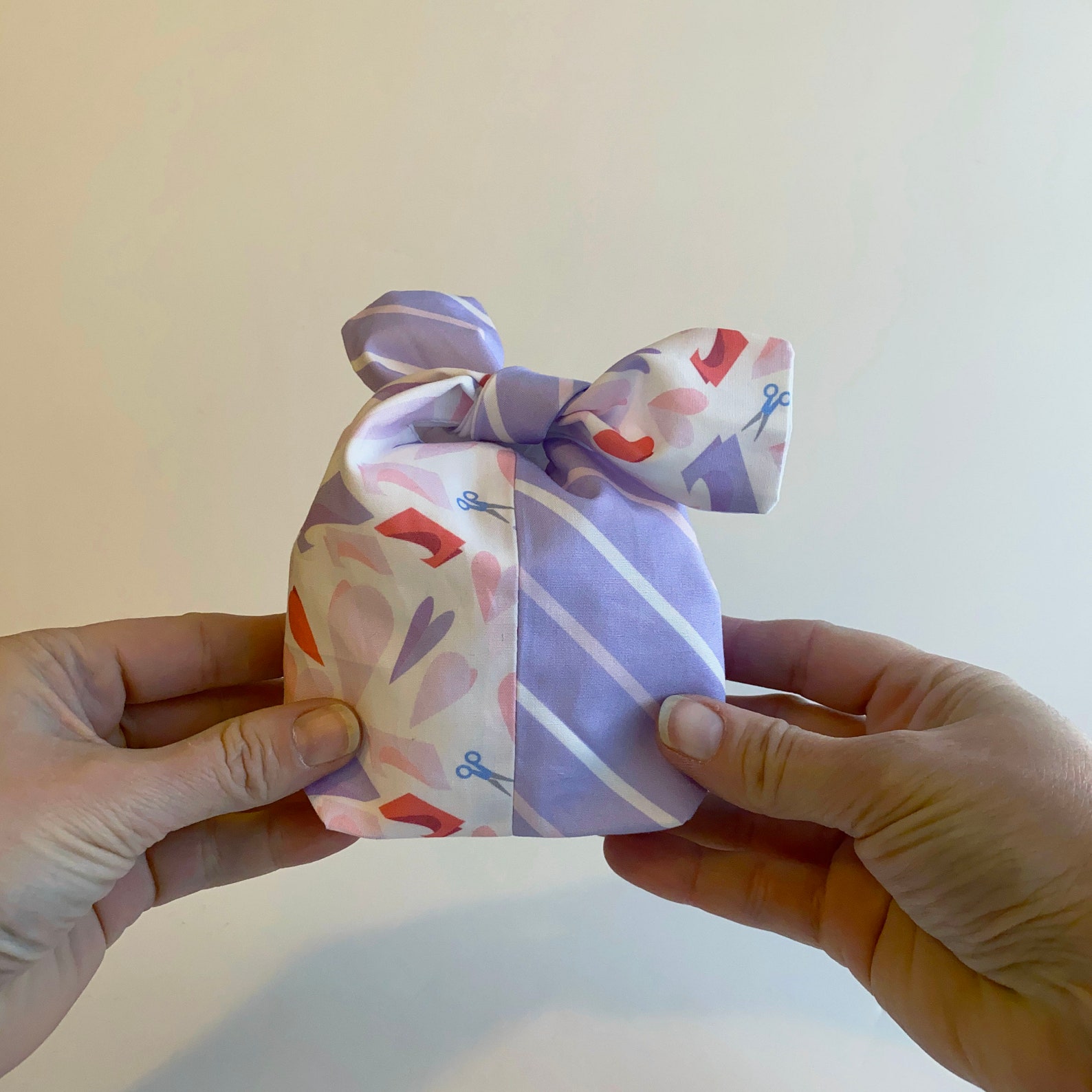 Forget Me Knot Gift Bag Minis Sewing Pattern: Valentine's Day Designs ...