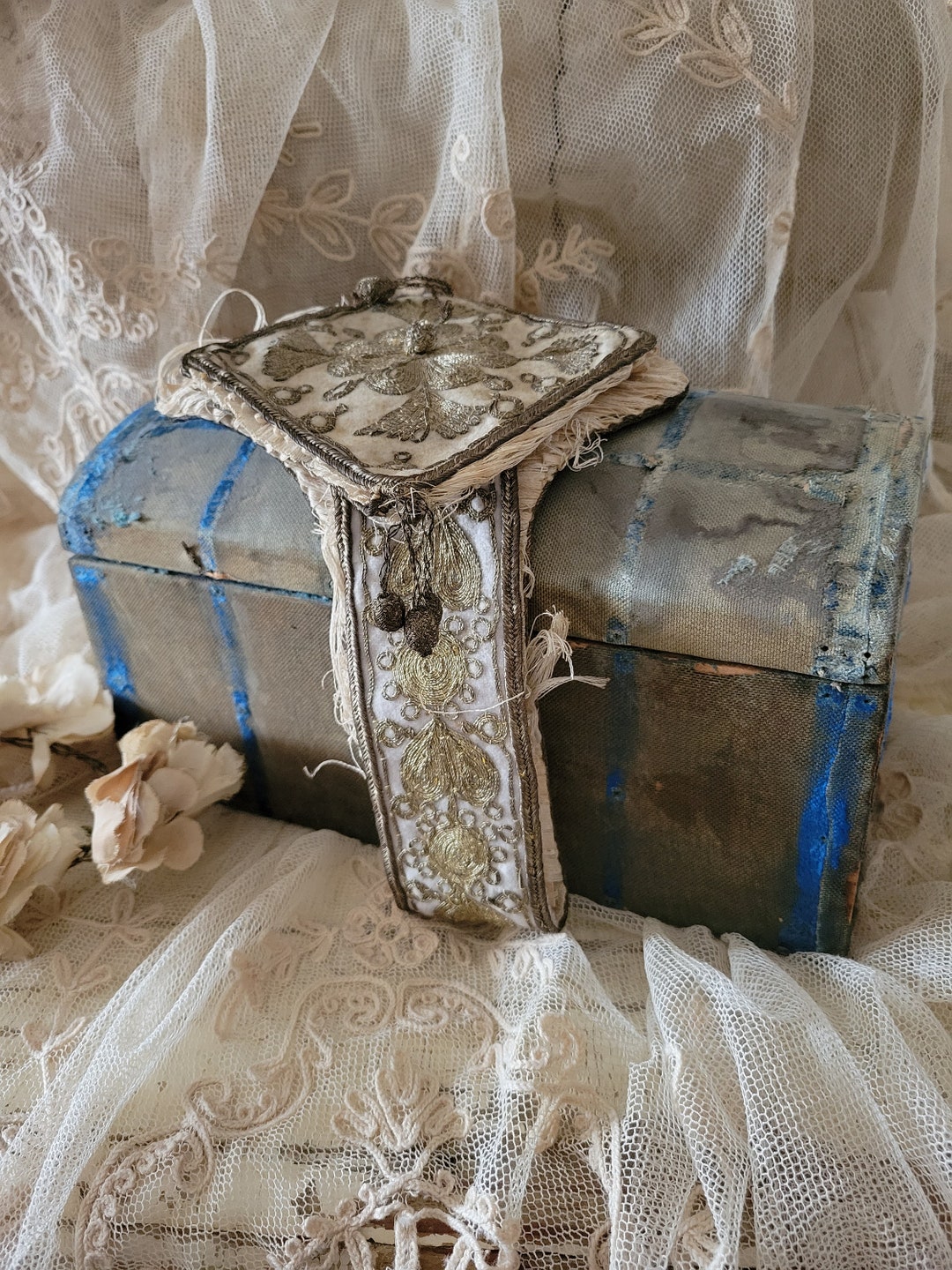 Antique Shabby Blue Wood Tattered Velvet Treasure Trunk Chest Box ...