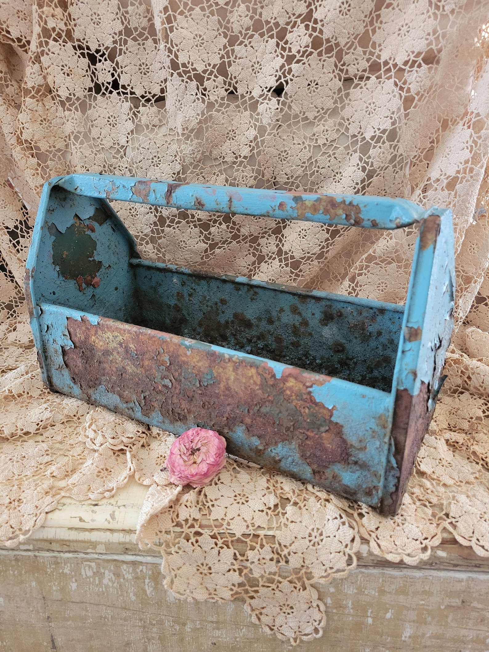OMG Antique Shabby Blue Metal Industrial Carrying Tool Caddy Victorian ...