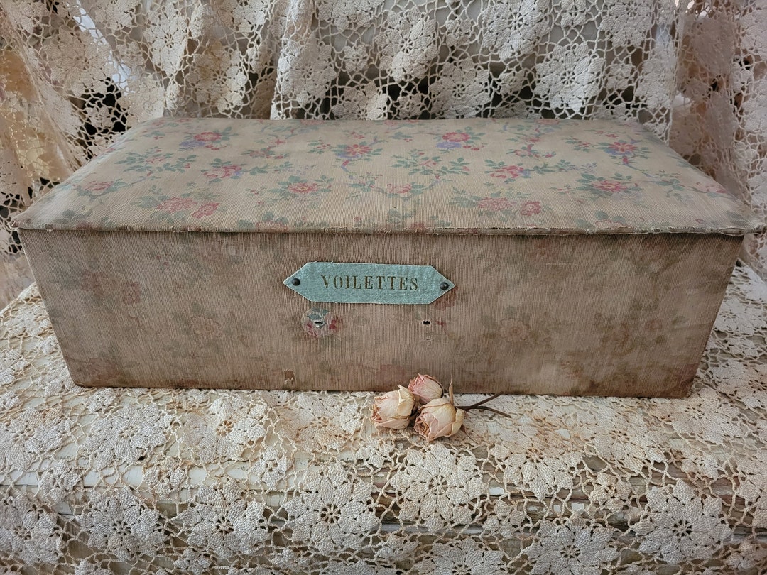 Antique Large French Vintage Authentic Shabby VOILETTES Floral Fabric ...