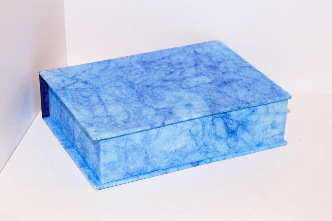Batik Ocean Blue Paper for This Hinge Lid Box, is Soft Like Your ...