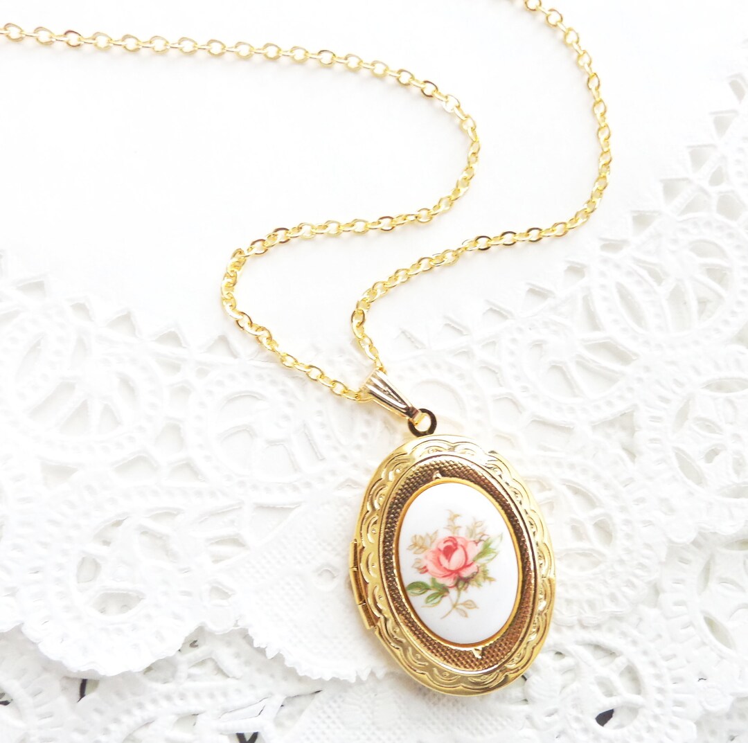 Vintage Rose Locket Necklace 16k Gold Plated Gold Locket Oval Locket ...