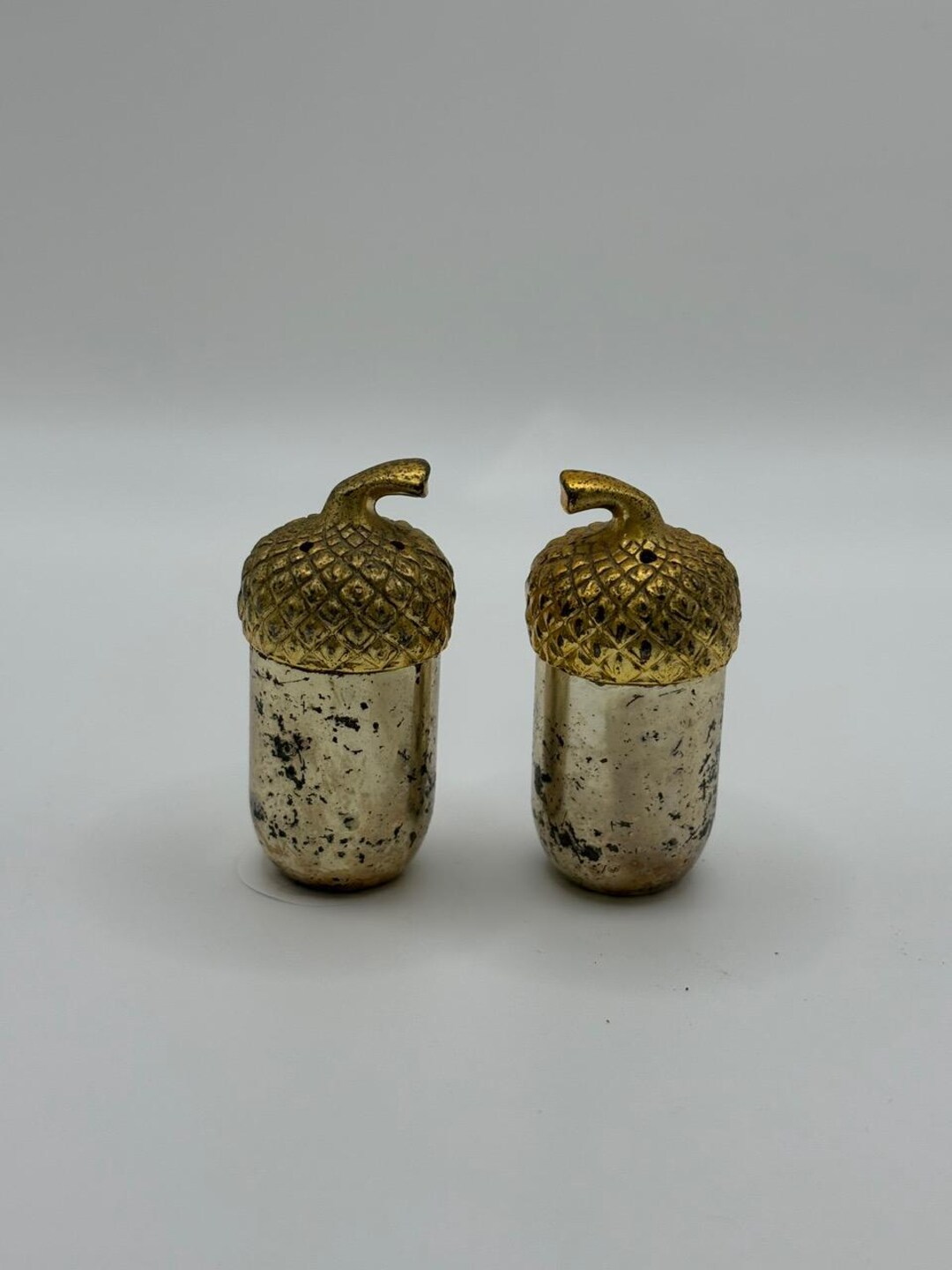 Vintage Metal Acorns With Gold Paint - Etsy