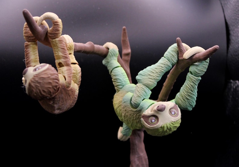 3D Printed Poseable Sloth – Articulated Figurine for Desk Fidget ...