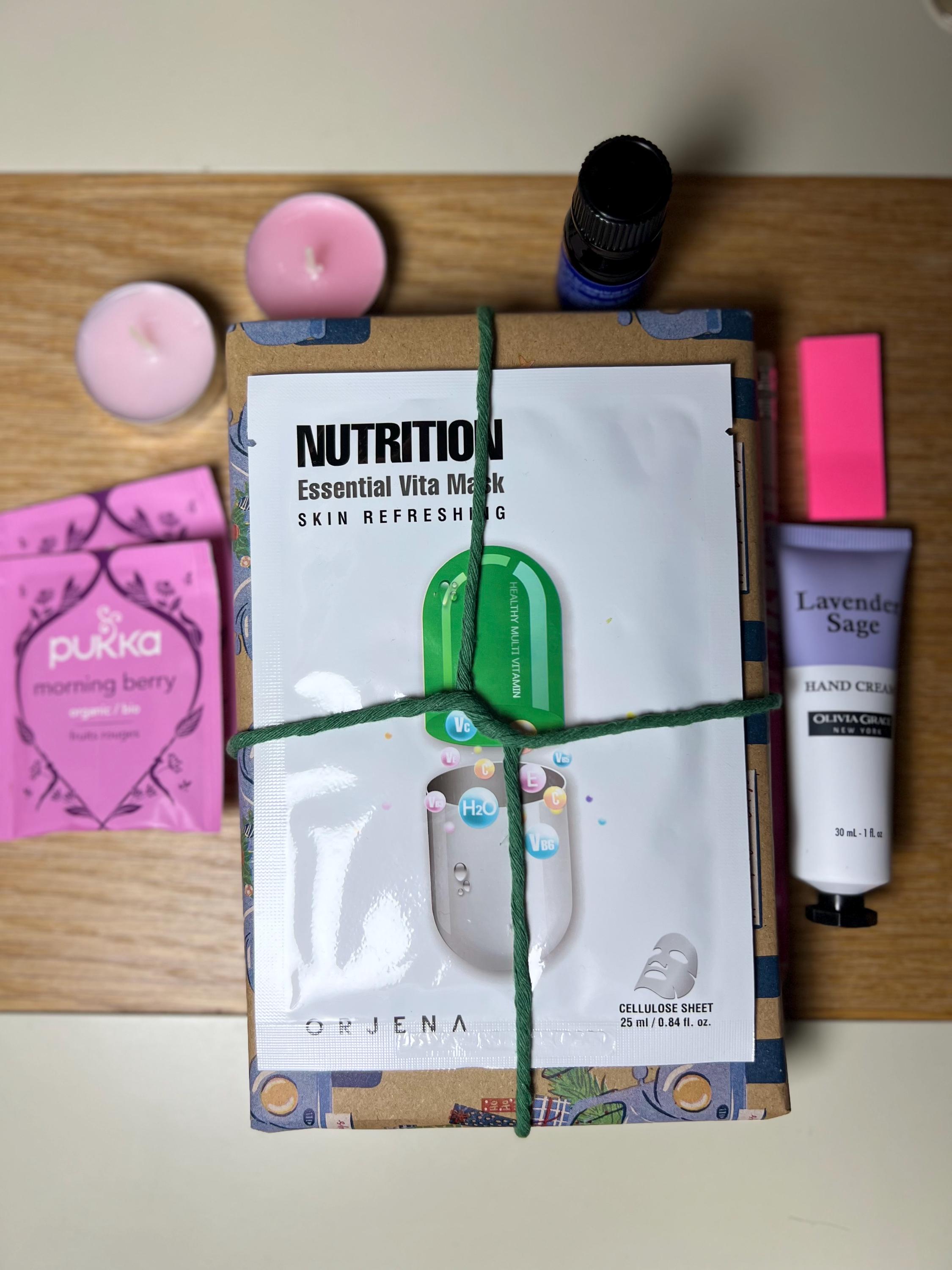 Surprise New Book Gift Set Cosy Night-in Mystery Romance Read Bookish ...