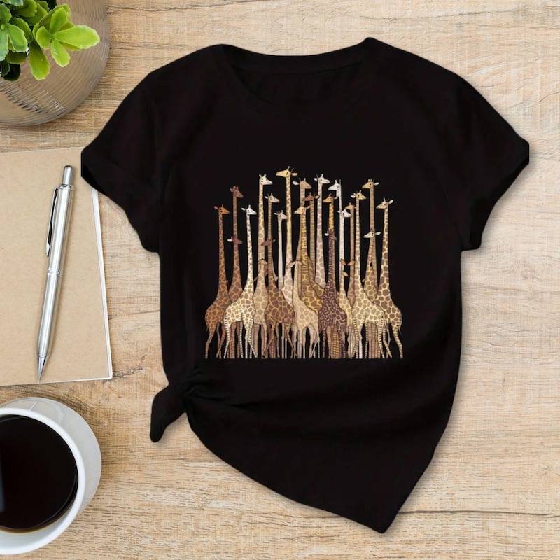 Giraffe Tee - Etsy